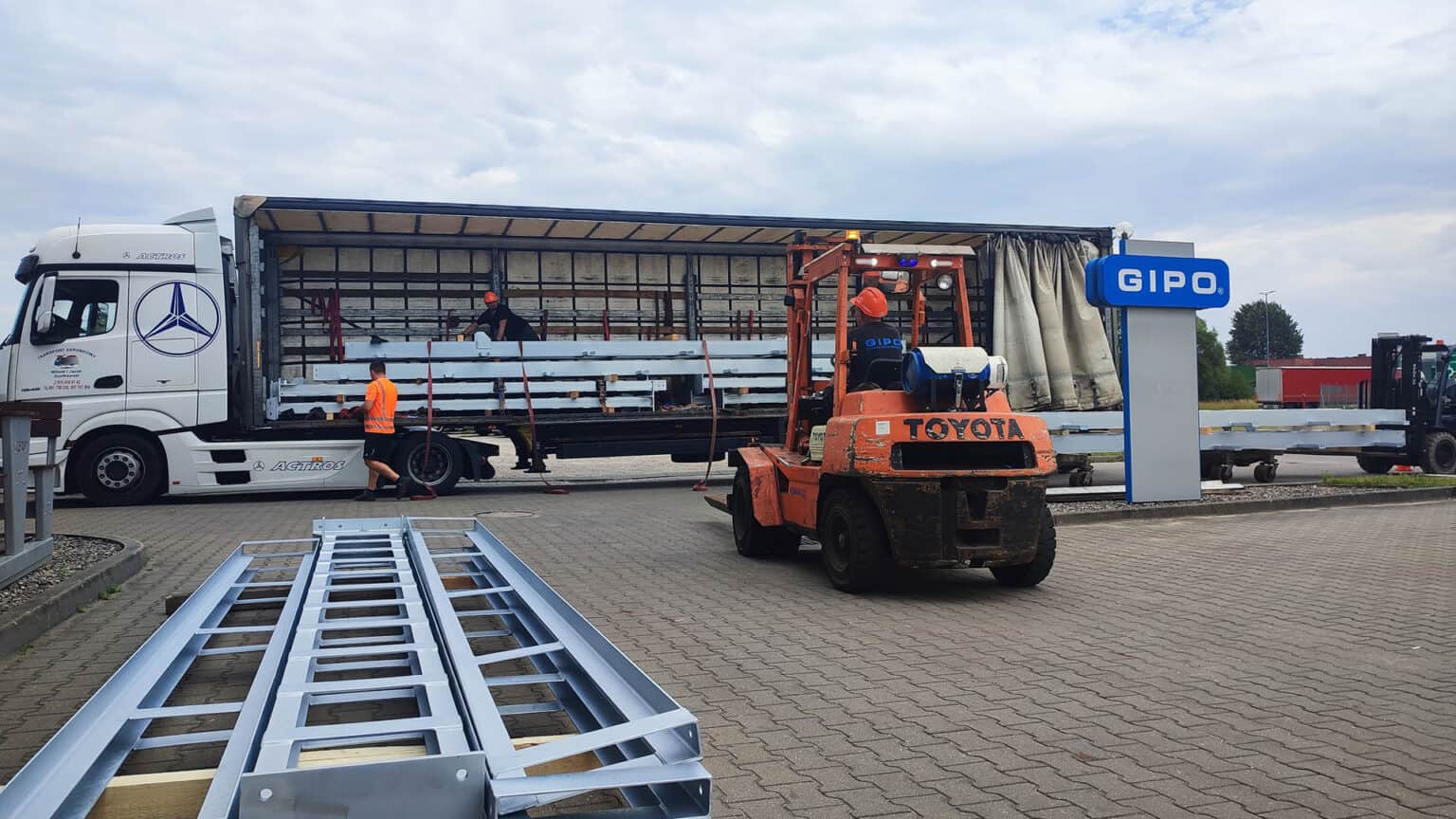 Comprehensive Implementation of Pipe Bridge for Brodrene Hartmann A/S ...